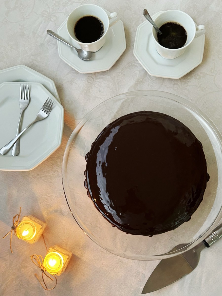 “TAKE-HOME CHOCOLATE CAKE”, IL CAPOLAVORO CIOCCOLATOSO DI OTTOLENGHI E ...